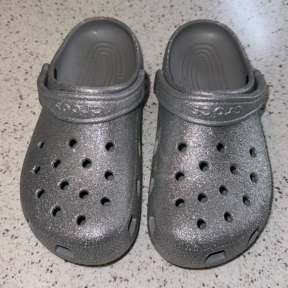 CROCS | Shoes | Crocs Silver Glitter Sz 9 | Poshmark